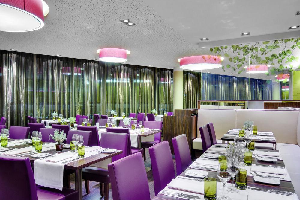 Hotel Courtyard By Marriott Linz, Österreich - jetzt buchen, Preise für ...