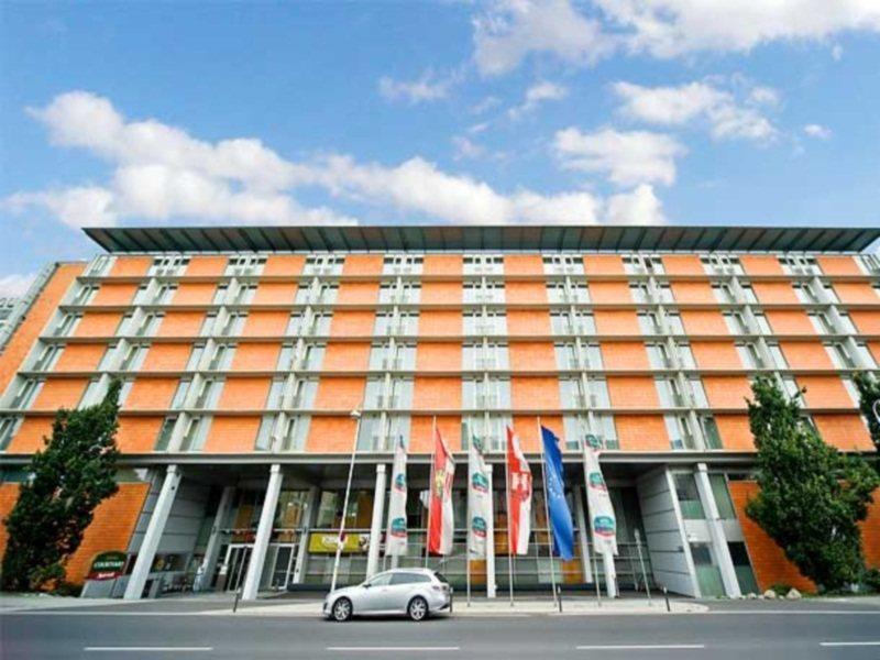 Hotel Courtyard By Marriott Linz, Österreich - jetzt buchen, Preise für ...