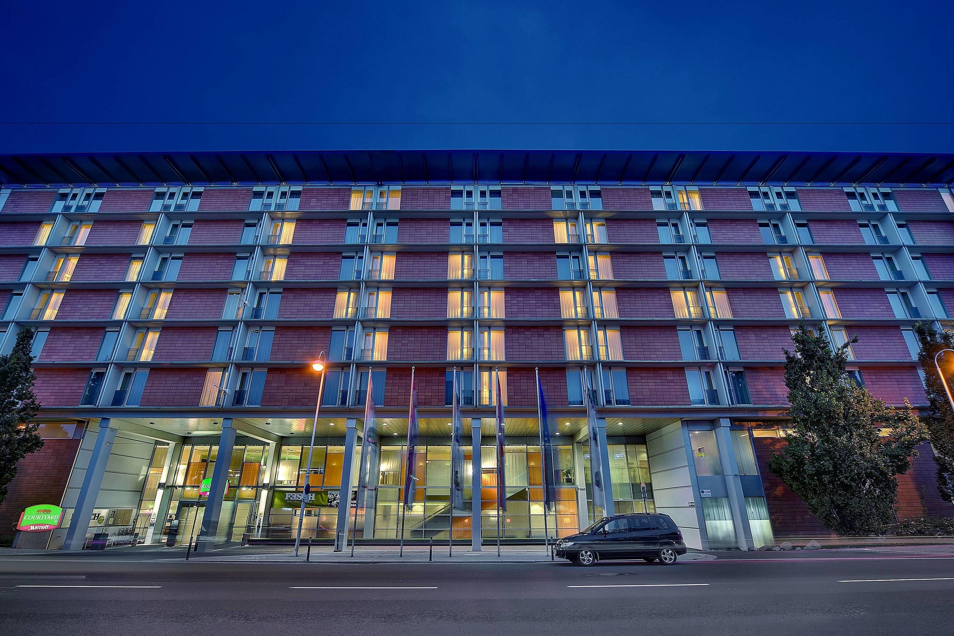 Hotel Courtyard By Marriott Linz, Österreich - jetzt buchen, Preise für ...