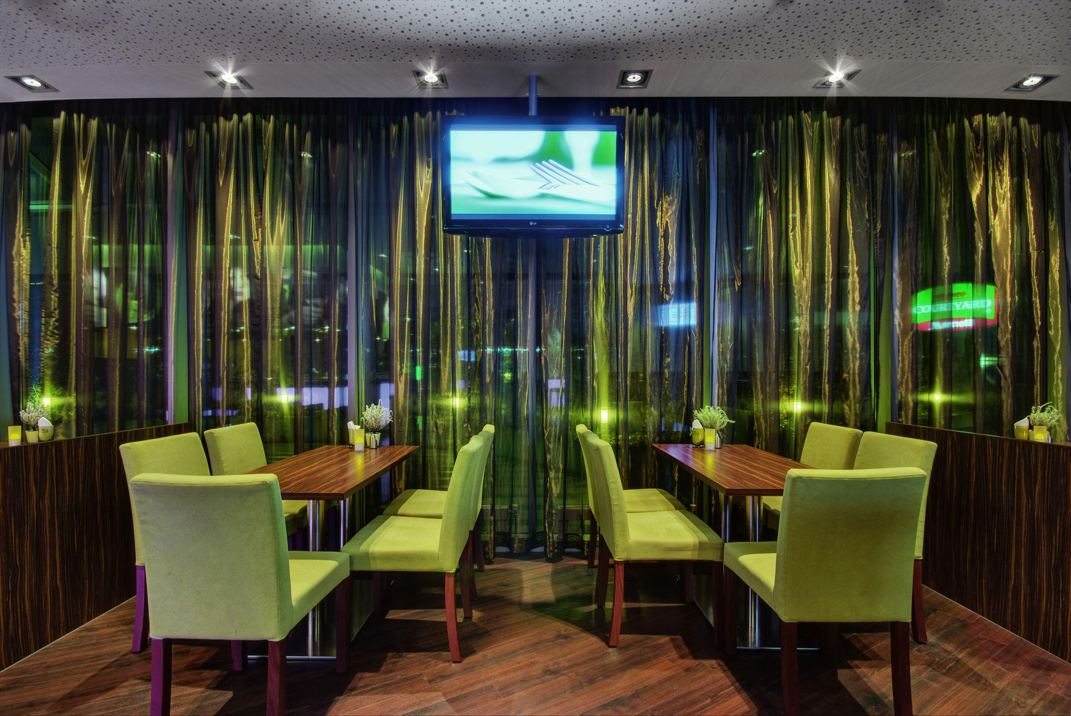 Hotel Courtyard By Marriott Linz, Österreich - jetzt buchen, Preise für ...