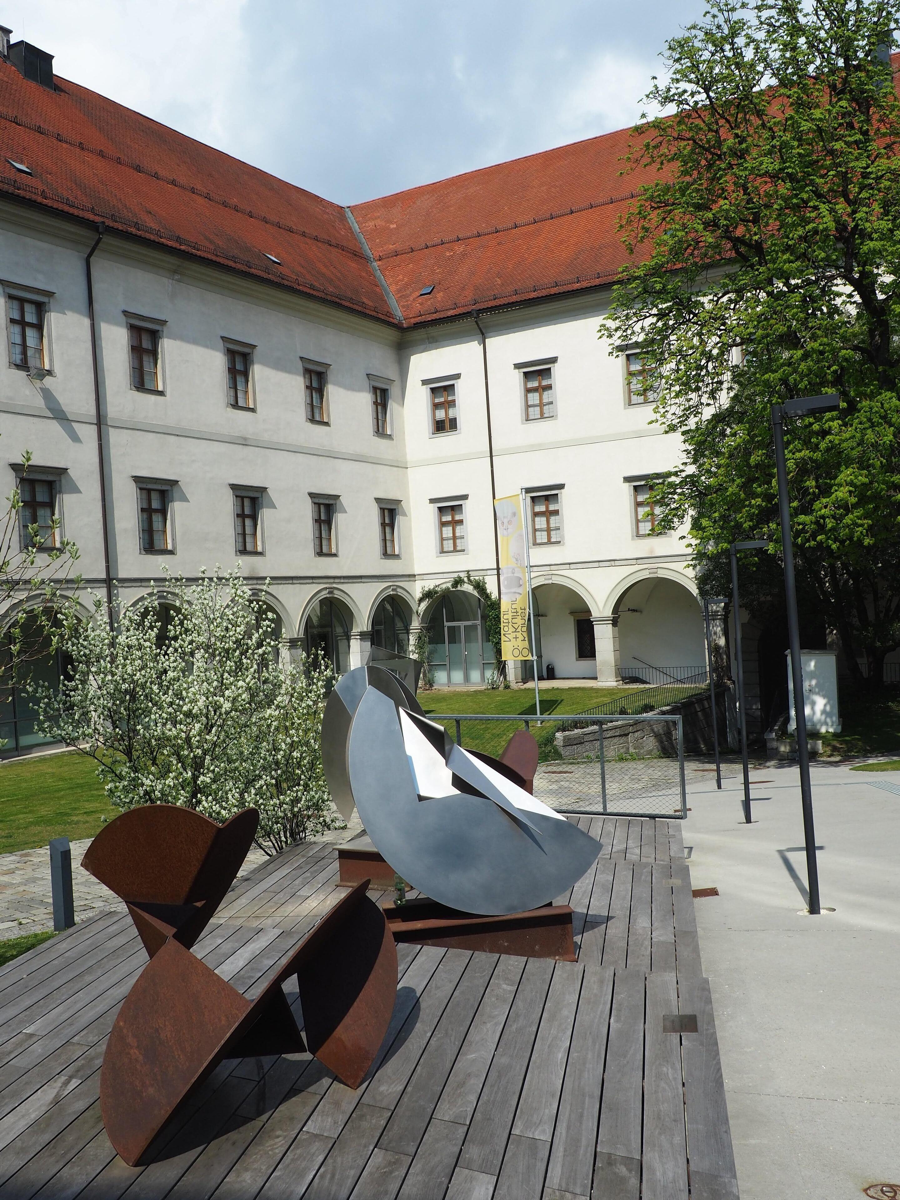 Hotel Courtyard By Marriott Linz, Österreich - jetzt buchen, Preise für ...